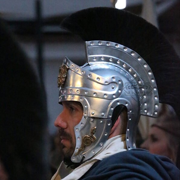 Roman Praetorian Helmet - 18 Gauge Steel - uketsyshop.com